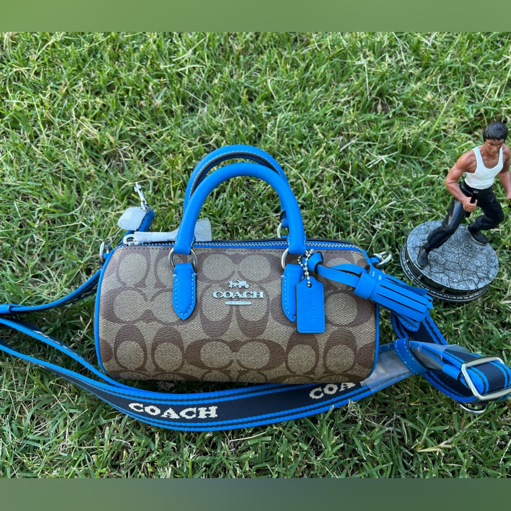 Coach Lacey Crossbody In Signature Canvas - Gem